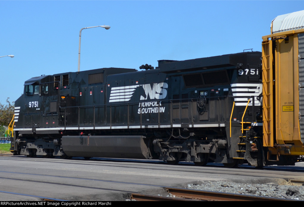 NS 9751